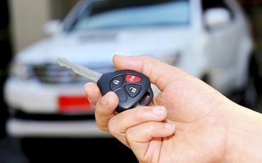 7 Best Car Alarms - (Reviews & Unbiased Guide 2022)