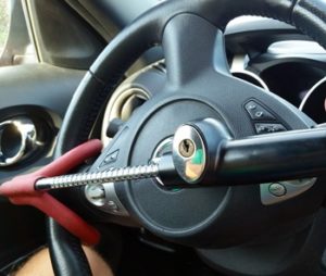 7 Best Steering Wheel Locks - (Reviews & Guide 2022)